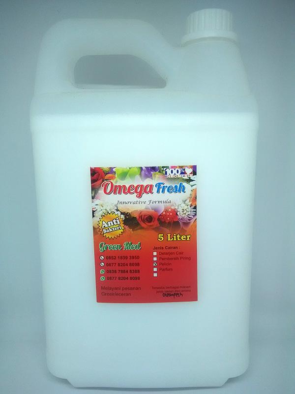 OMEGA FRESH Pelicin & Pewangi Pakaian SNAPPY 5 Liter | Lazada Indonesia