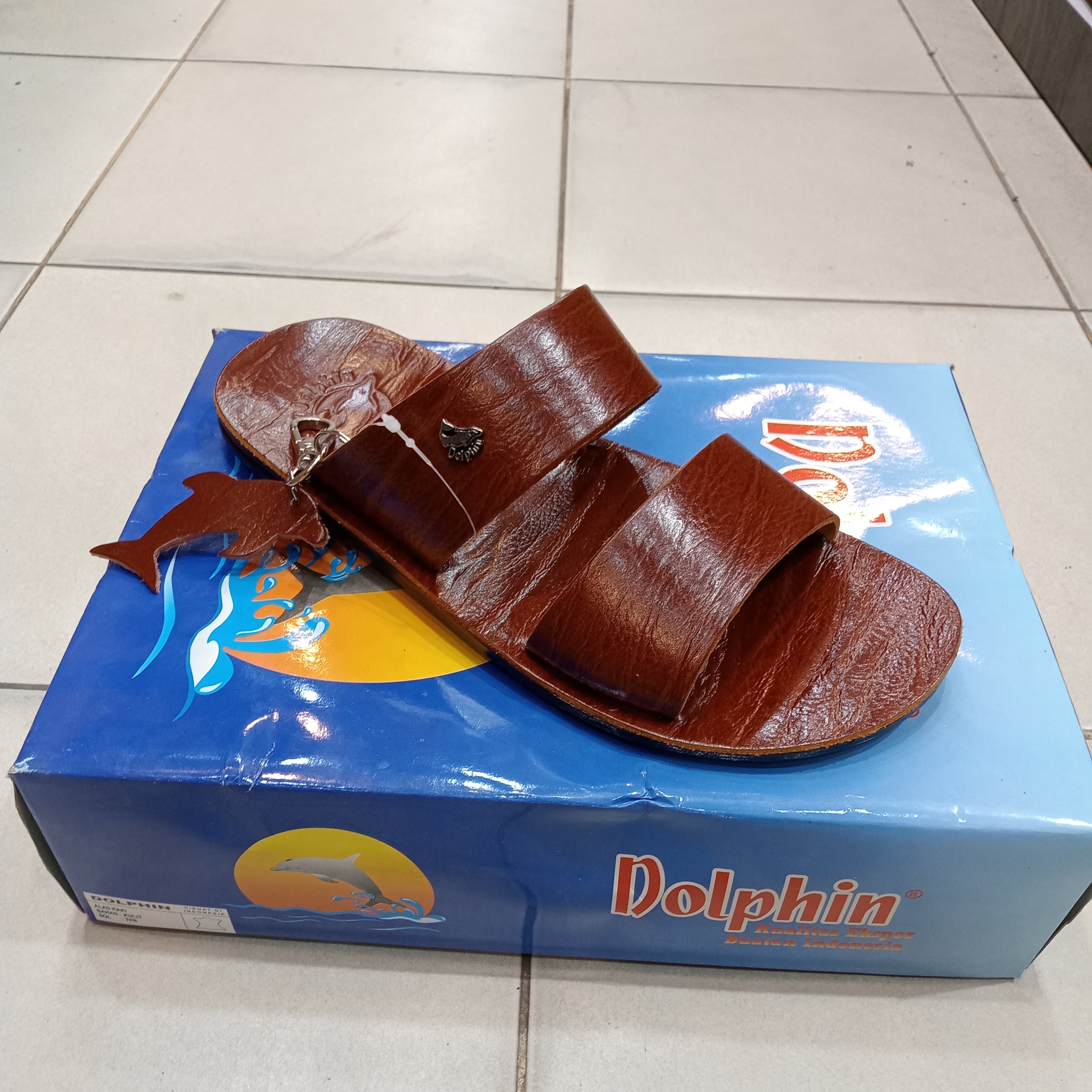 Dolphin Criss sandal slide pria kulit sapi classic series sandal pria ...