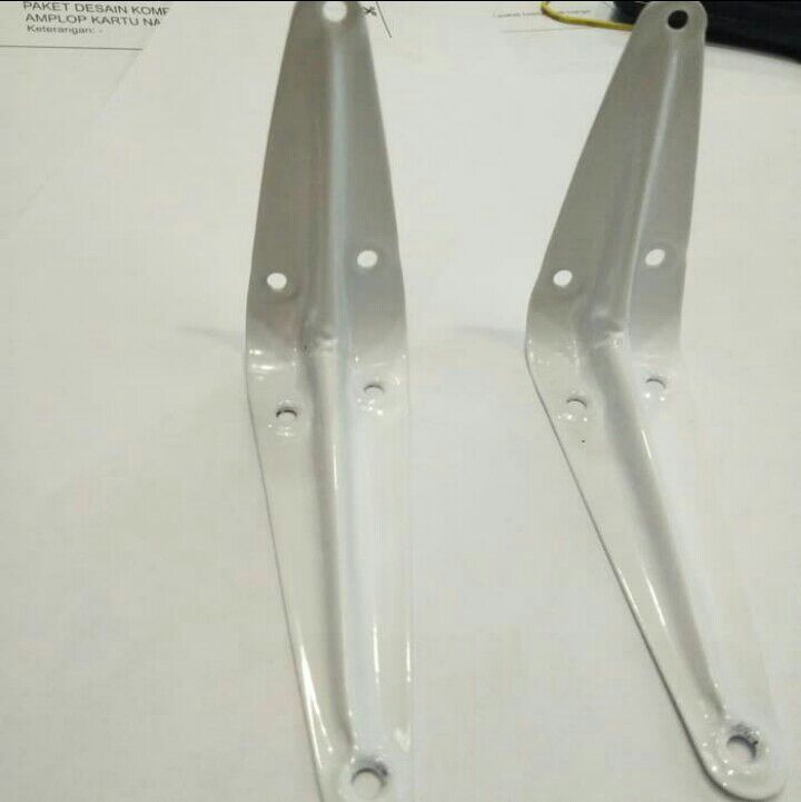 Siku kecil cocok untuk penyangga pipa paralon HIDROPONIK sampai 3 inch ...