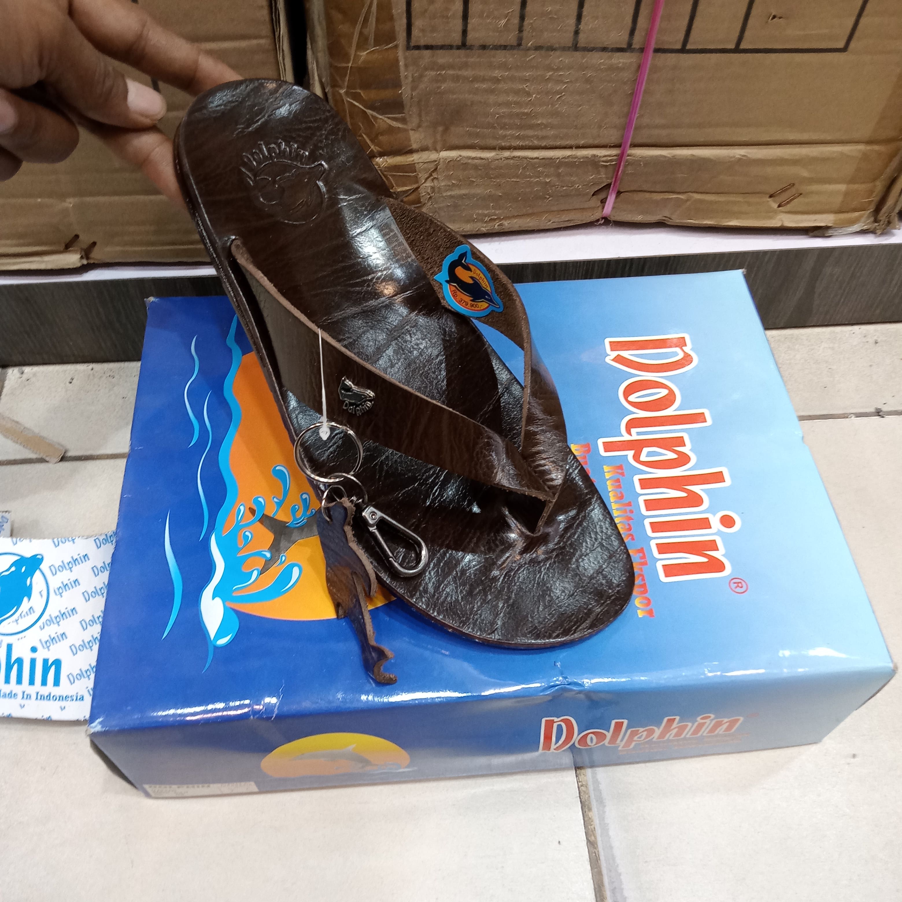 Dolphin sandal jepit Lyndon pria kulit asli original sandal pria kulit ...