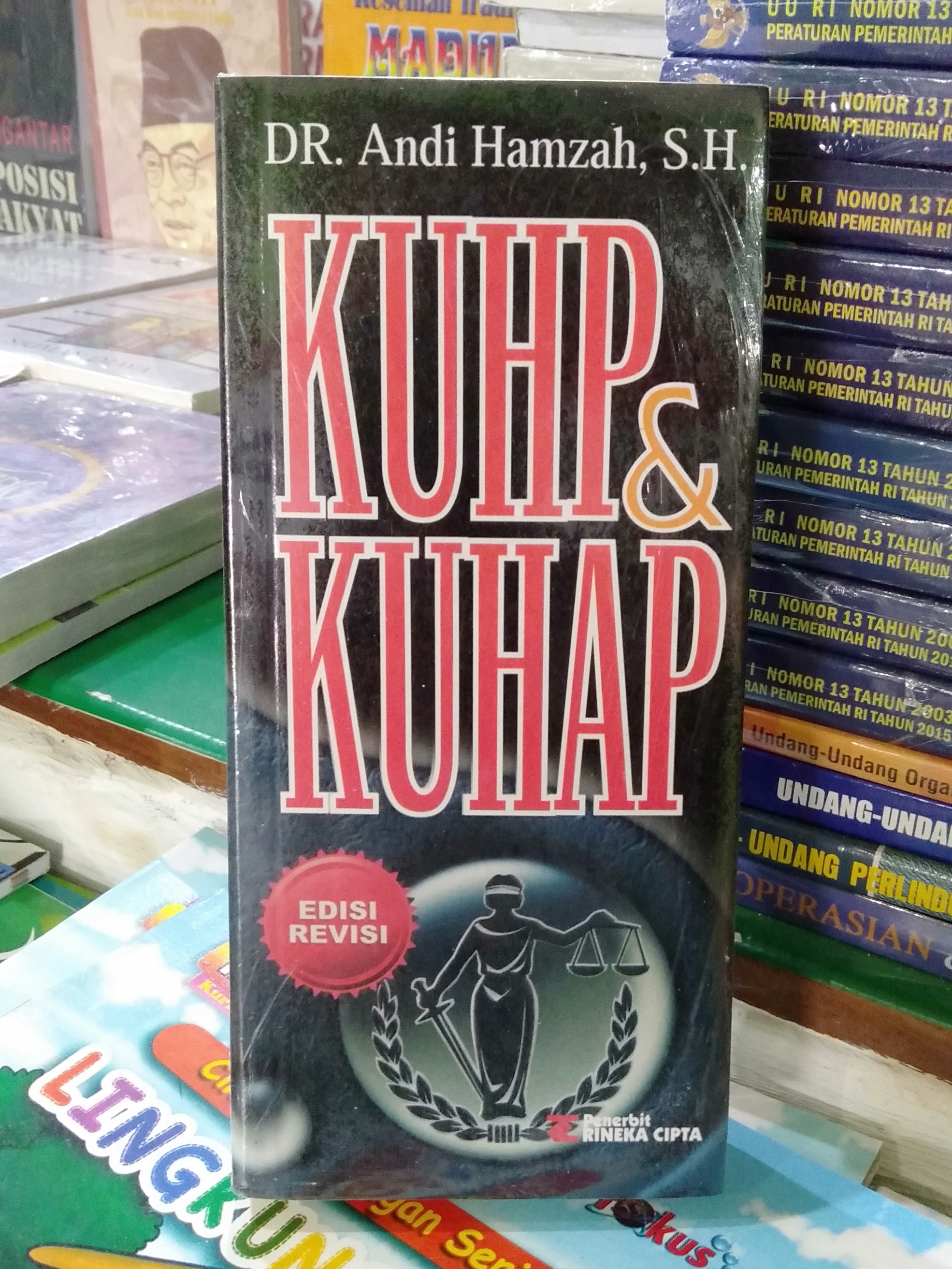 KUHP & KUHAP EDISI REVISI PENULIS DR. ANDI HAMZAH | Lazada Indonesia