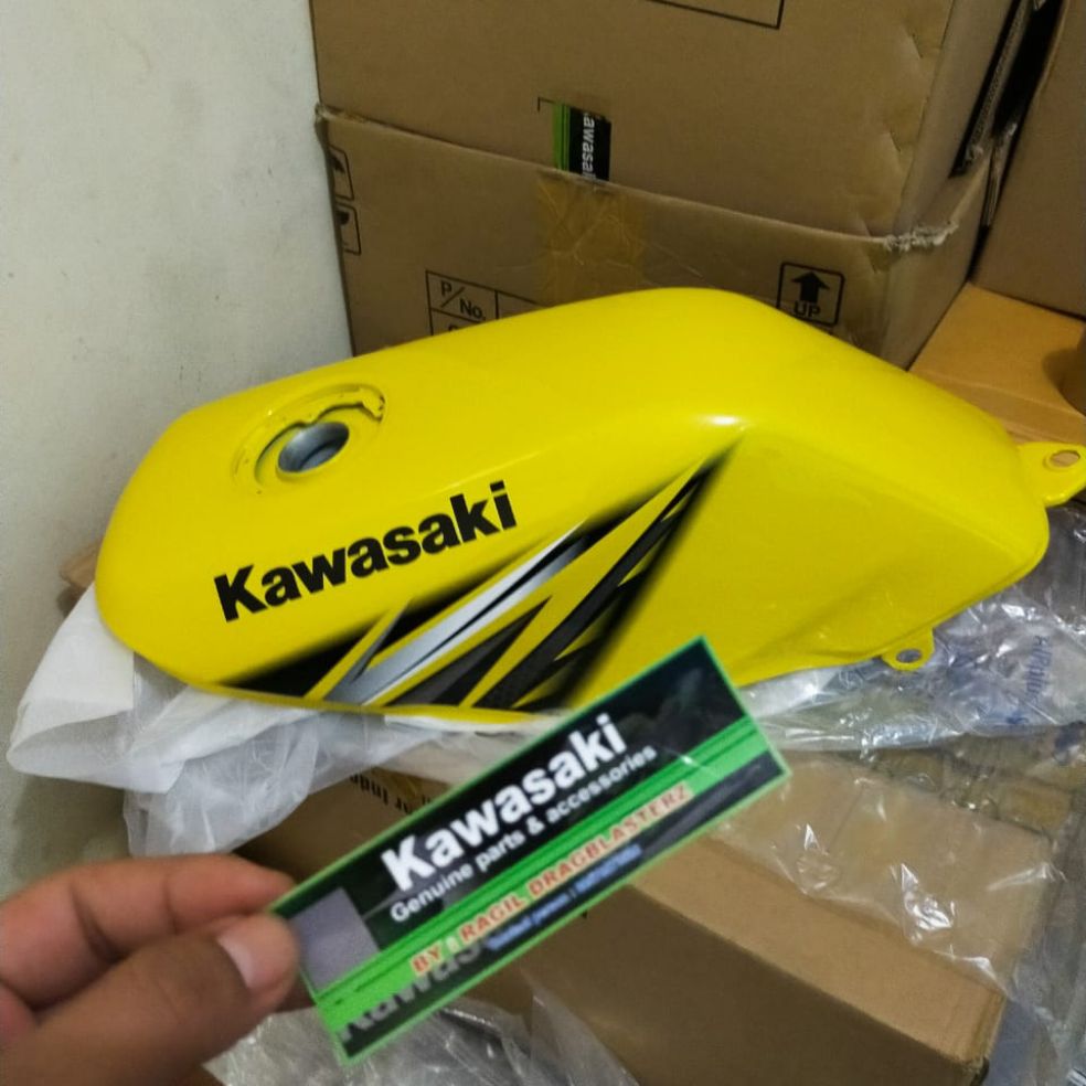 tangki Tengki ninja ss kuning 2013 original Kawasaki | Lazada Indonesia