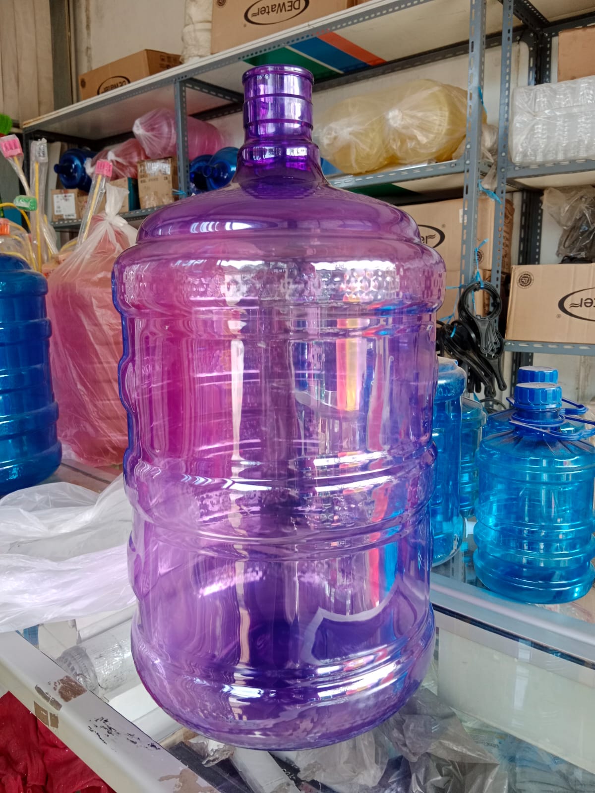 Galon Pet warna ungu tebal ukuran 19 liter galon air isi ulang galon ...