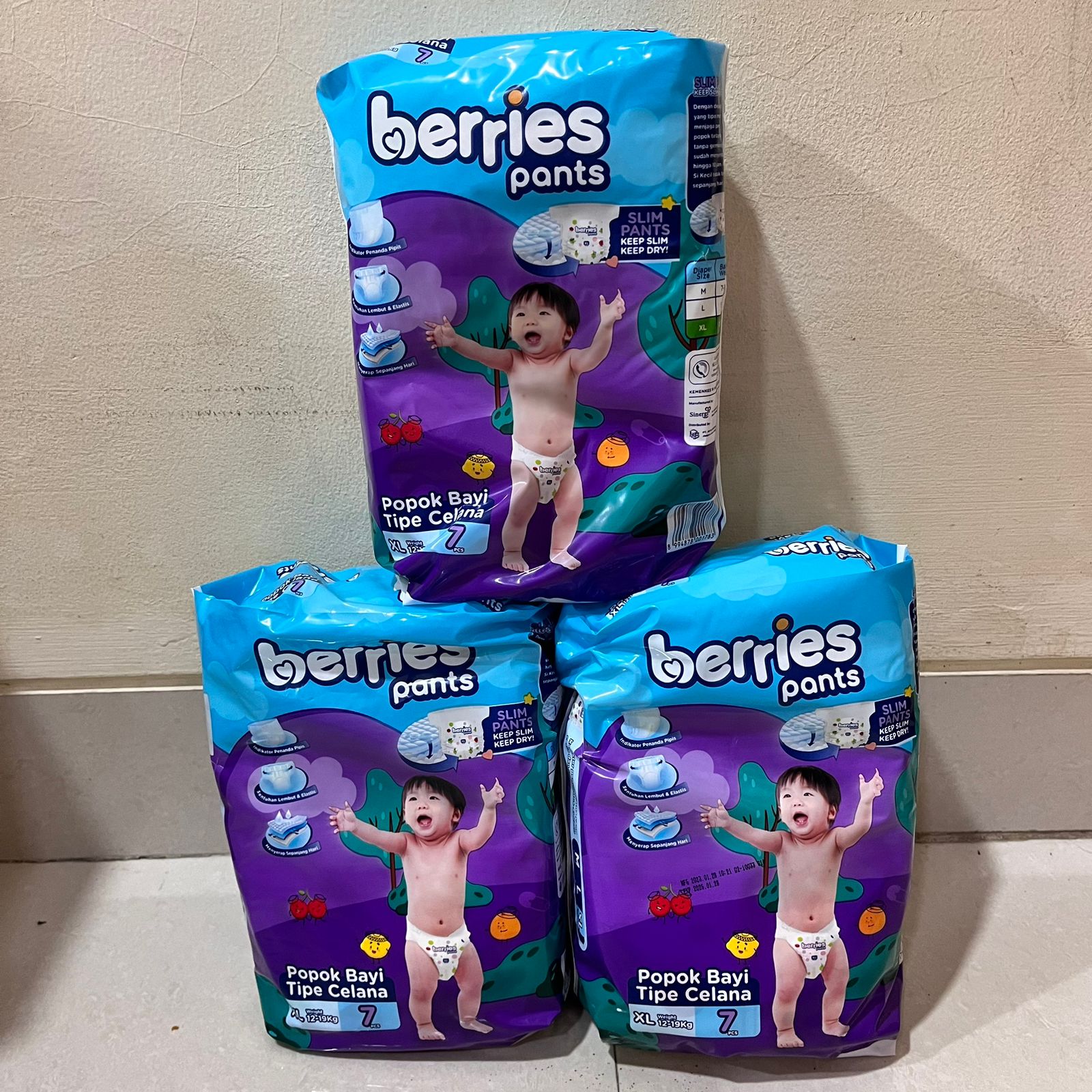 Berries Pants Popok Bayi Tipe Celana ukuran M34 / L30 / XL26 | Lazada ...