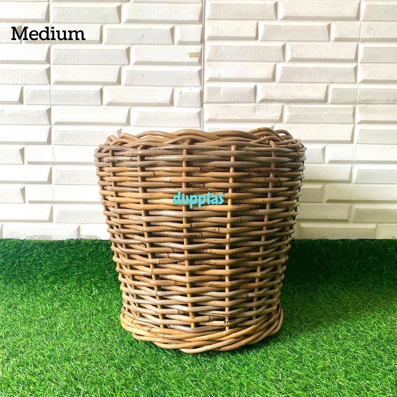 Cover Anyaman Rotan Pot Ember Plastik Bulat Hitam Dekorasi Tanaman ...