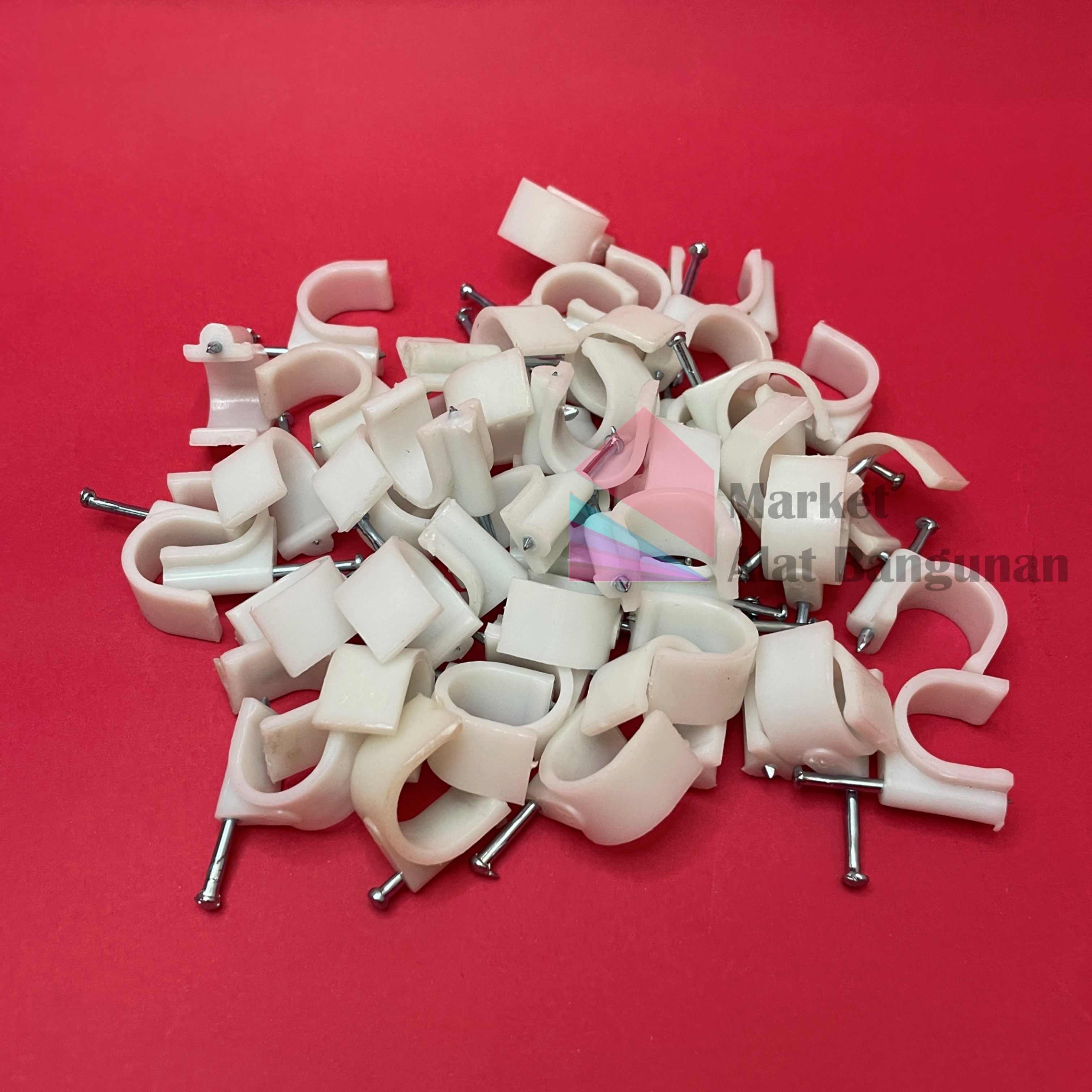 (Per 10 Pcs) Klem Pipa Listrik PVC + Paku Beton 5/8" / Klem Pipa Air ...
