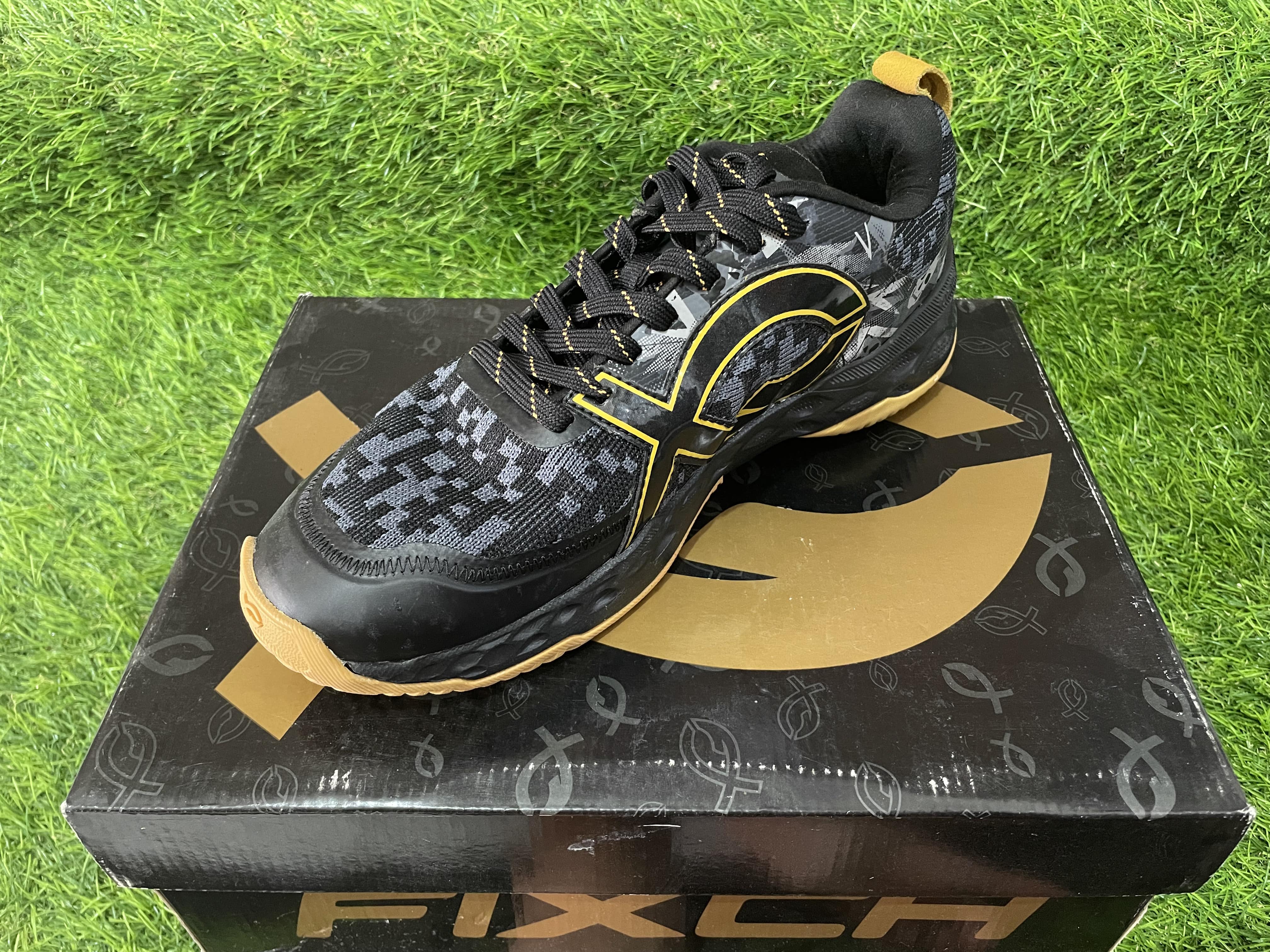 SEPATU VOLI FIXCH PROWLER | Lazada Indonesia