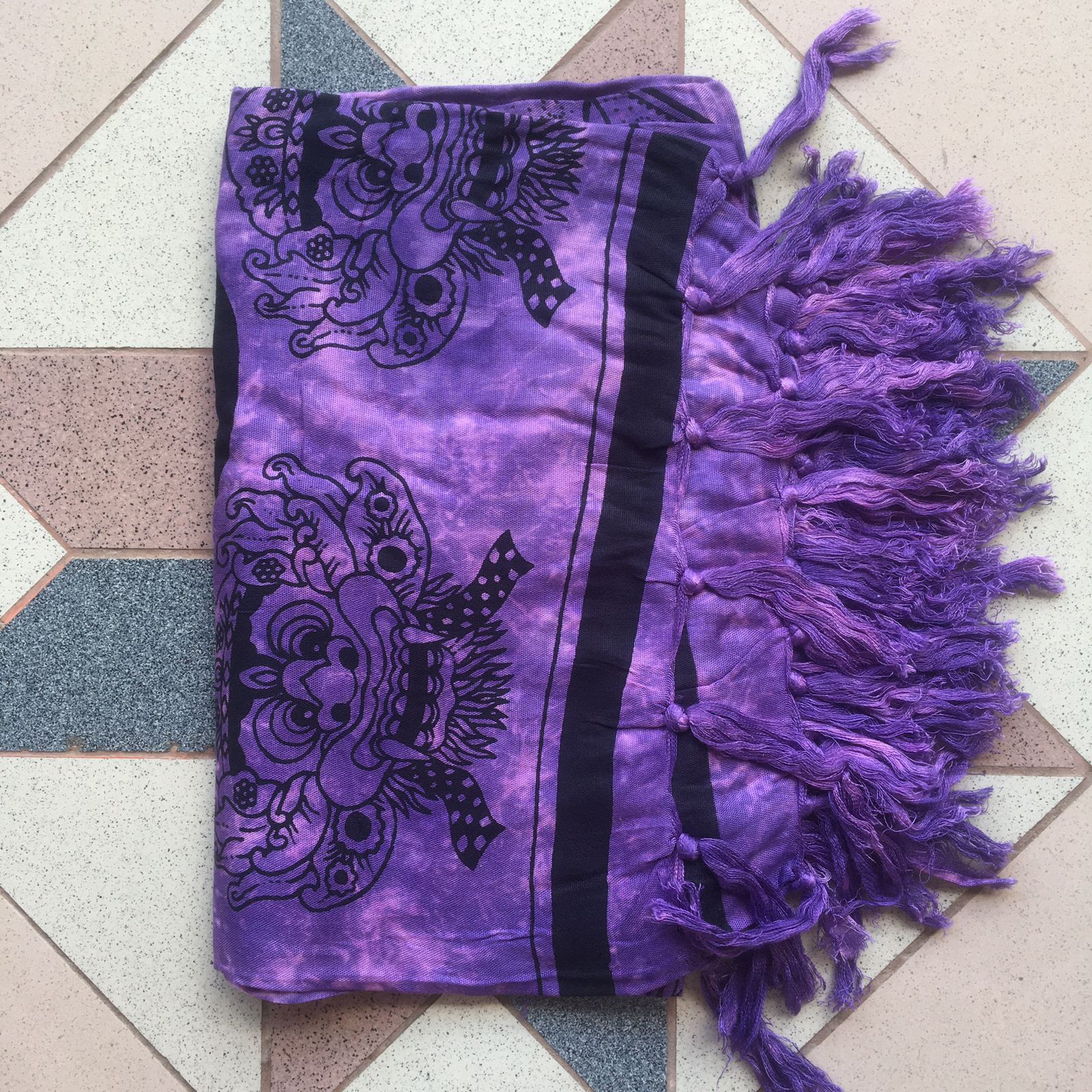 pakaian bawahan wanita sarung kamen kain pantai motif barong oleh-oleh ...