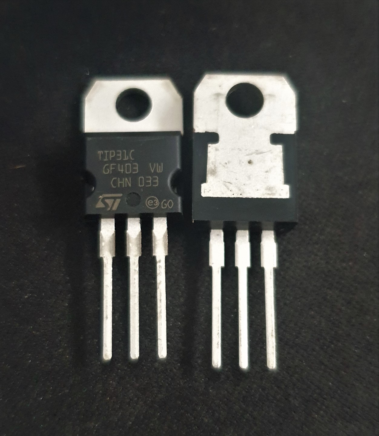 Transistor TIP31C TIP 31 C NPN Silicon Power 140V 40W 3A TO-220 | Lazada Indonesia