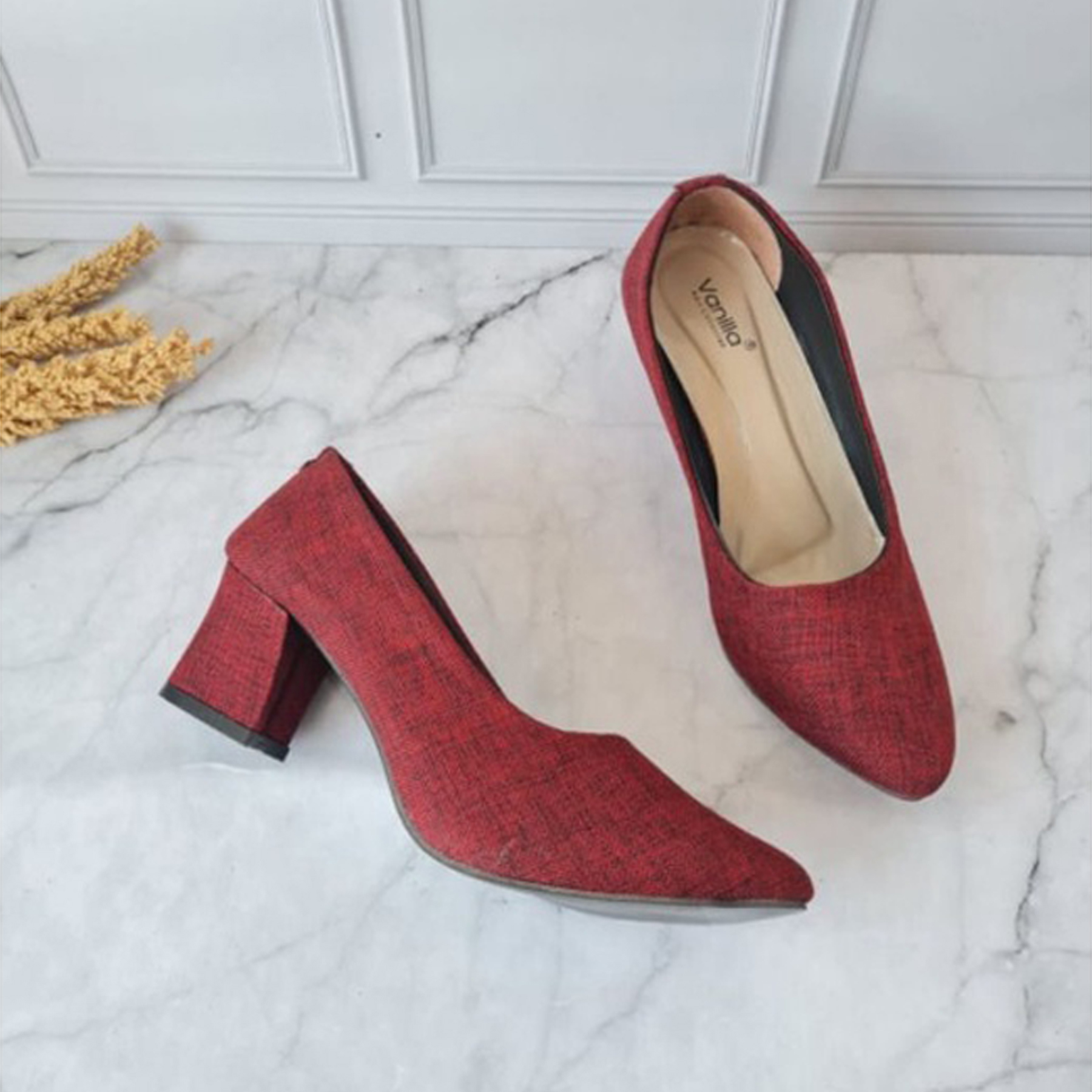 Sepatu Wanita Terbaru 2023 Korean Style Ootd Selebgram Simple Elegan ...