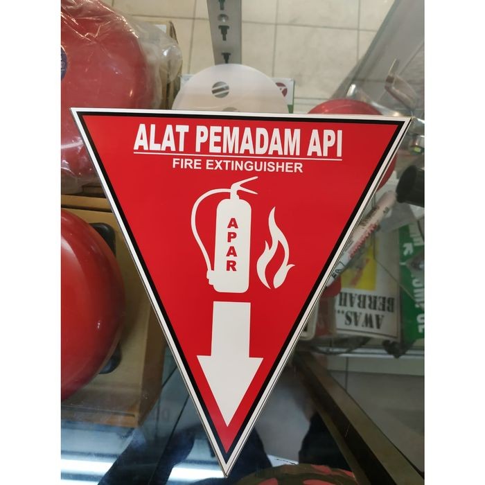 sign stiker segitiga apar / sticker tanda alat pemadam | Lazada Indonesia