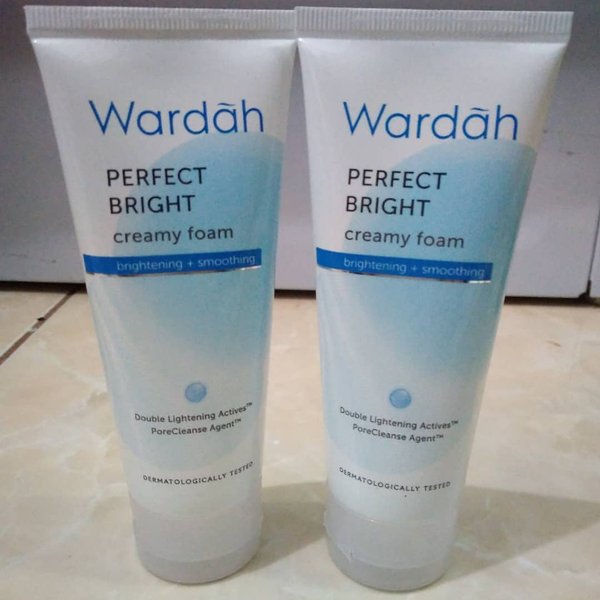 Sabun PENCUCI MUKA Kulit dan Wajah Wardah Perfect Bright Creamy Foam ...