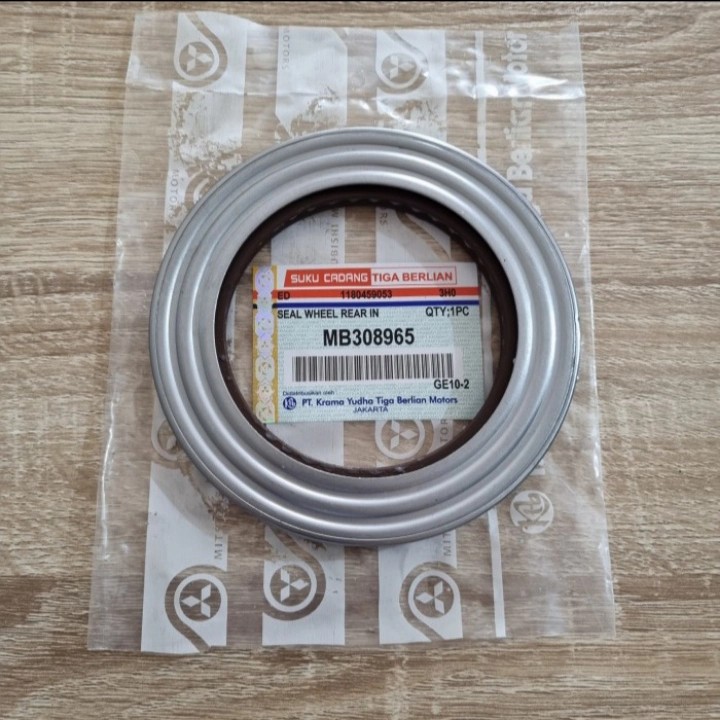 OIL SEAL RODA BELAKANG DALAM CANTER HDX PS 136 MB308965 | Lazada Indonesia