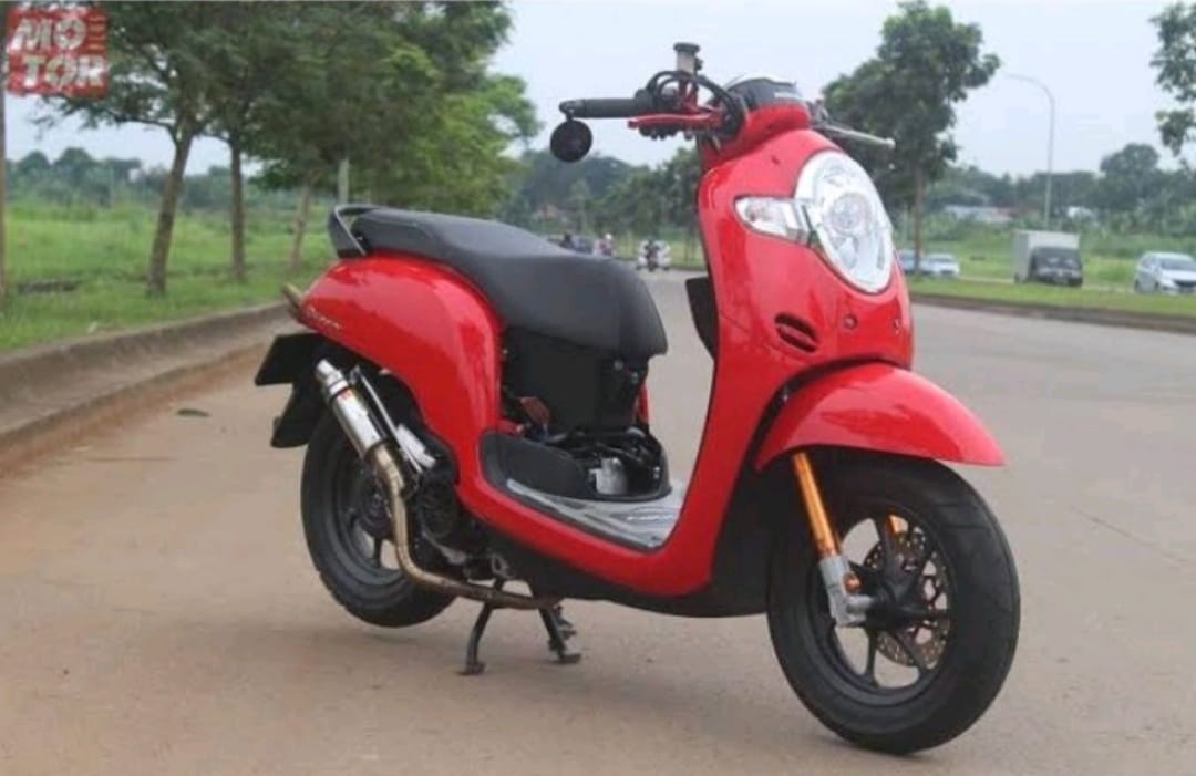 Stiker merah Skotlet Motor Merah Glossy Sticker Merah Kilap skotlet ...