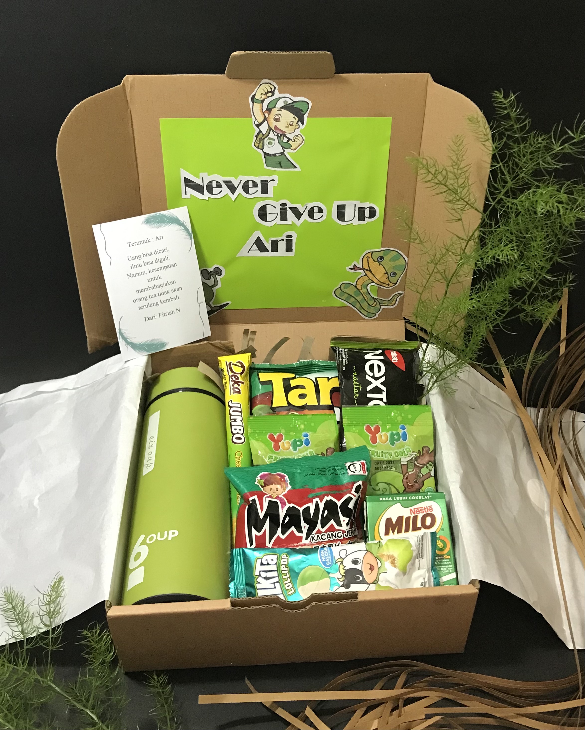 HAMPERS SNACK BOX/HAMPERS TUMBLER/SNACK GIFT BOX/HADIAH WISUDA/KADO ...