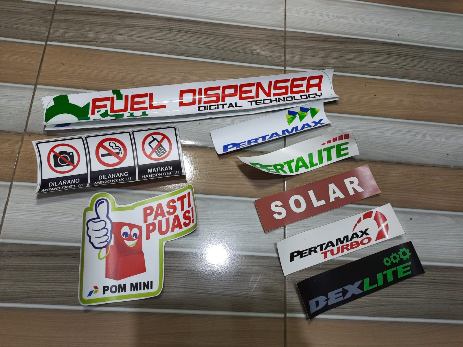 Stiker Pom Mini Pertamini Lengkap Siap Pasang Untuk 1, 2 dan 3 Nozzle ...