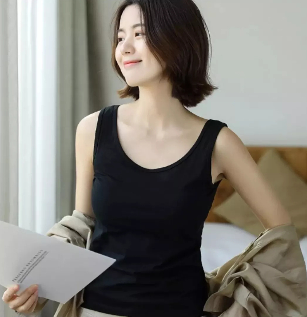 Tank Top Wanita Dewasa Korean Style Terbaru 2024 - Tank Top Cewek Tali Besar Bahan Adem Kekinian ...