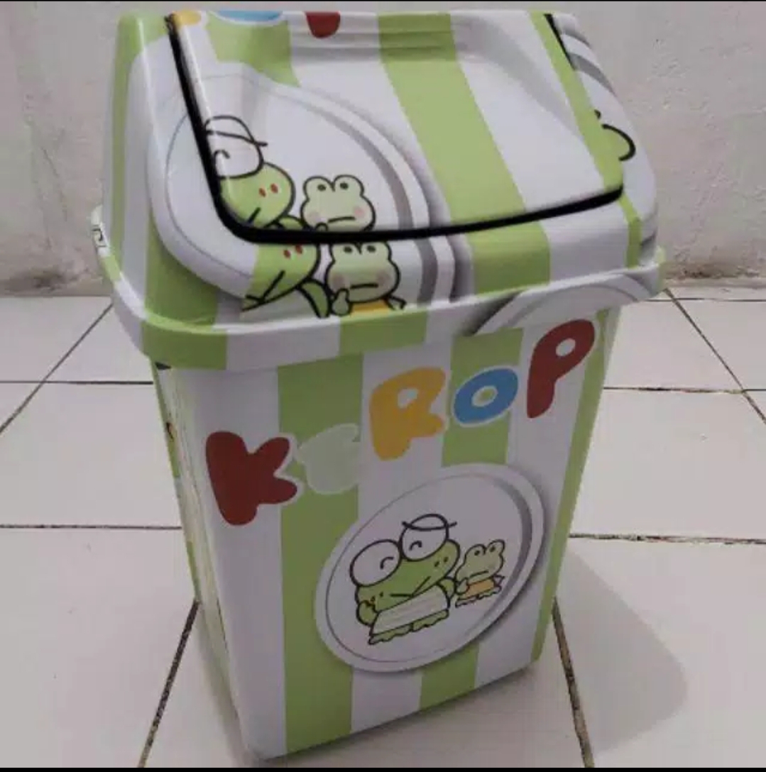 Tempat Sampah Karakter Doraemon Keropi Hellokitti Tempat Sampah Mini
