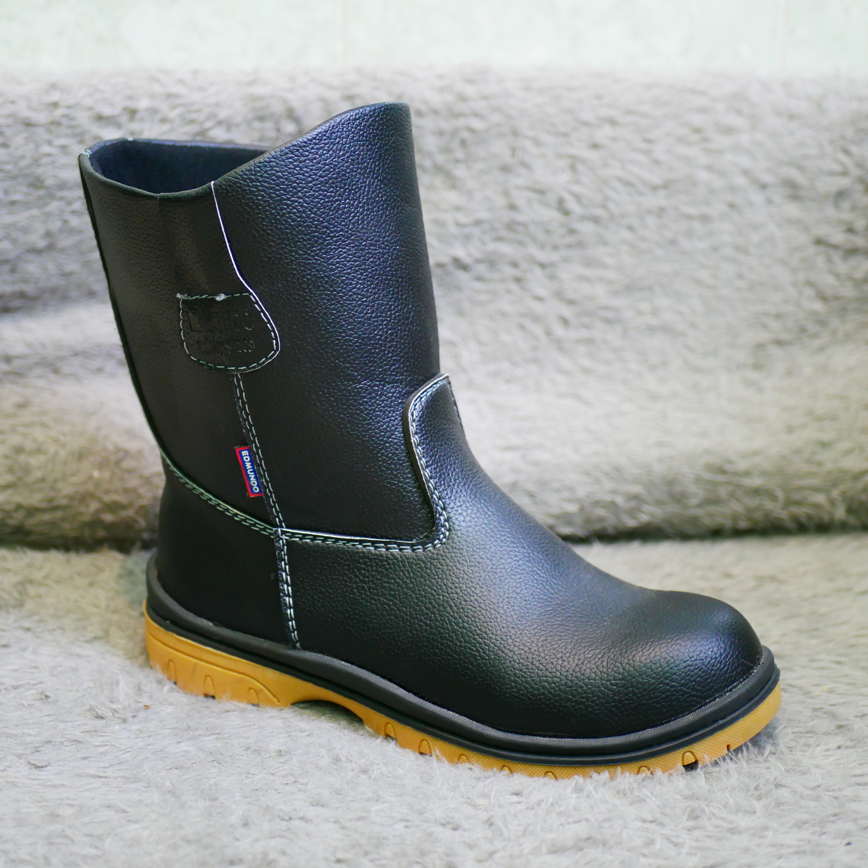 Sepatu Safety Boot Pria Proyek Lapangan Redmundo Ujung Besi Sol Karet ...