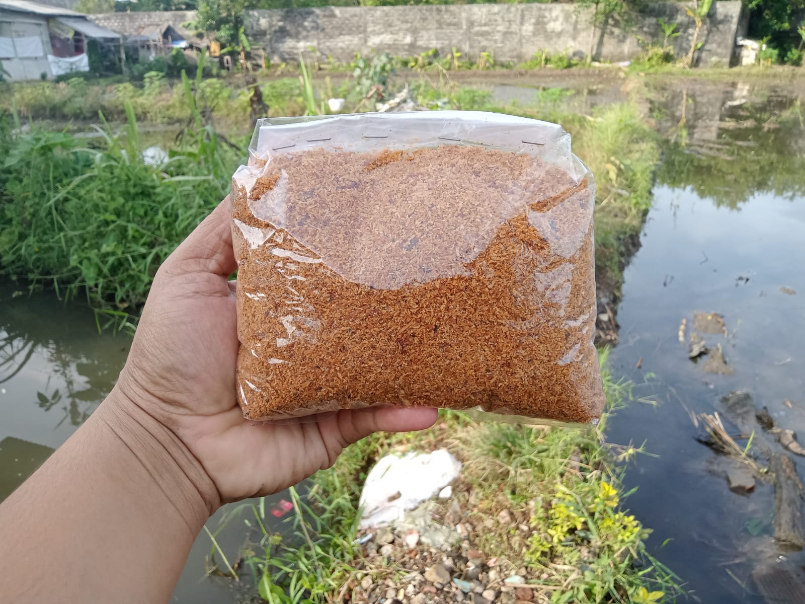 Serundeng Kelapa Asli 250gram Serundeng Kelapa Manis Serundeng Kelapa ...