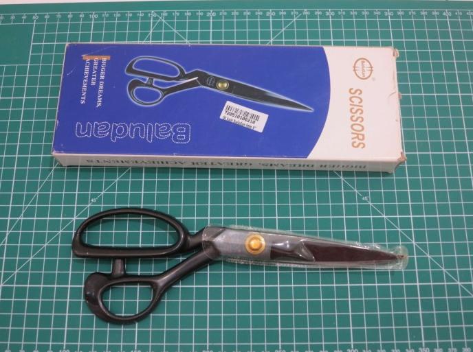 Gunting Kain Bahan Merk Baludan 9" Inch | Lazada Indonesia