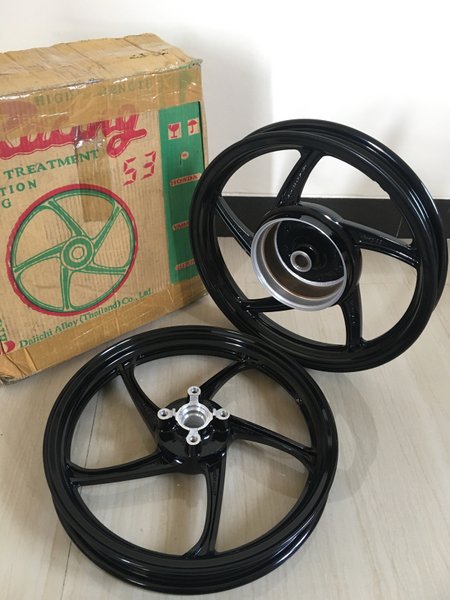 Velg belakang Daichi Alloy ring 14 suzuki spin lama belakang saja ...