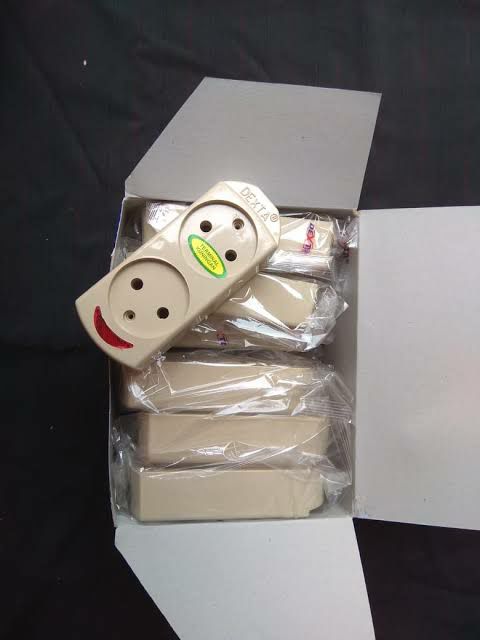 Stop Kontak 2 Lubang Gepeng Terminal Kuningan + Lampu Indikator DEXTA ...