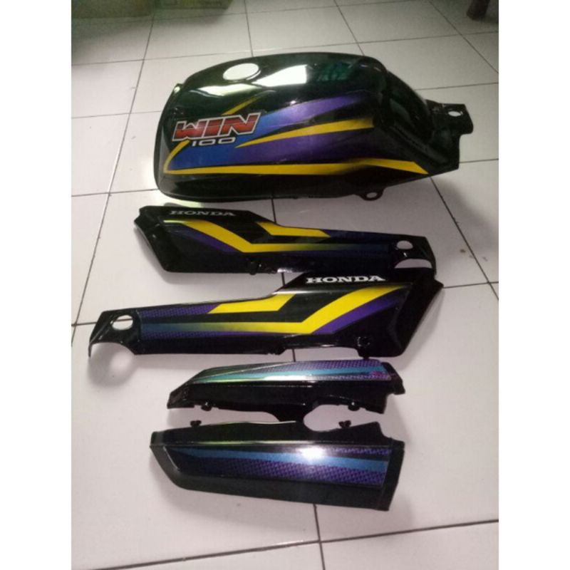 Tangki Honda Win Hitam + striping Set Body Honda Win 100 Kualitas Bagus ...