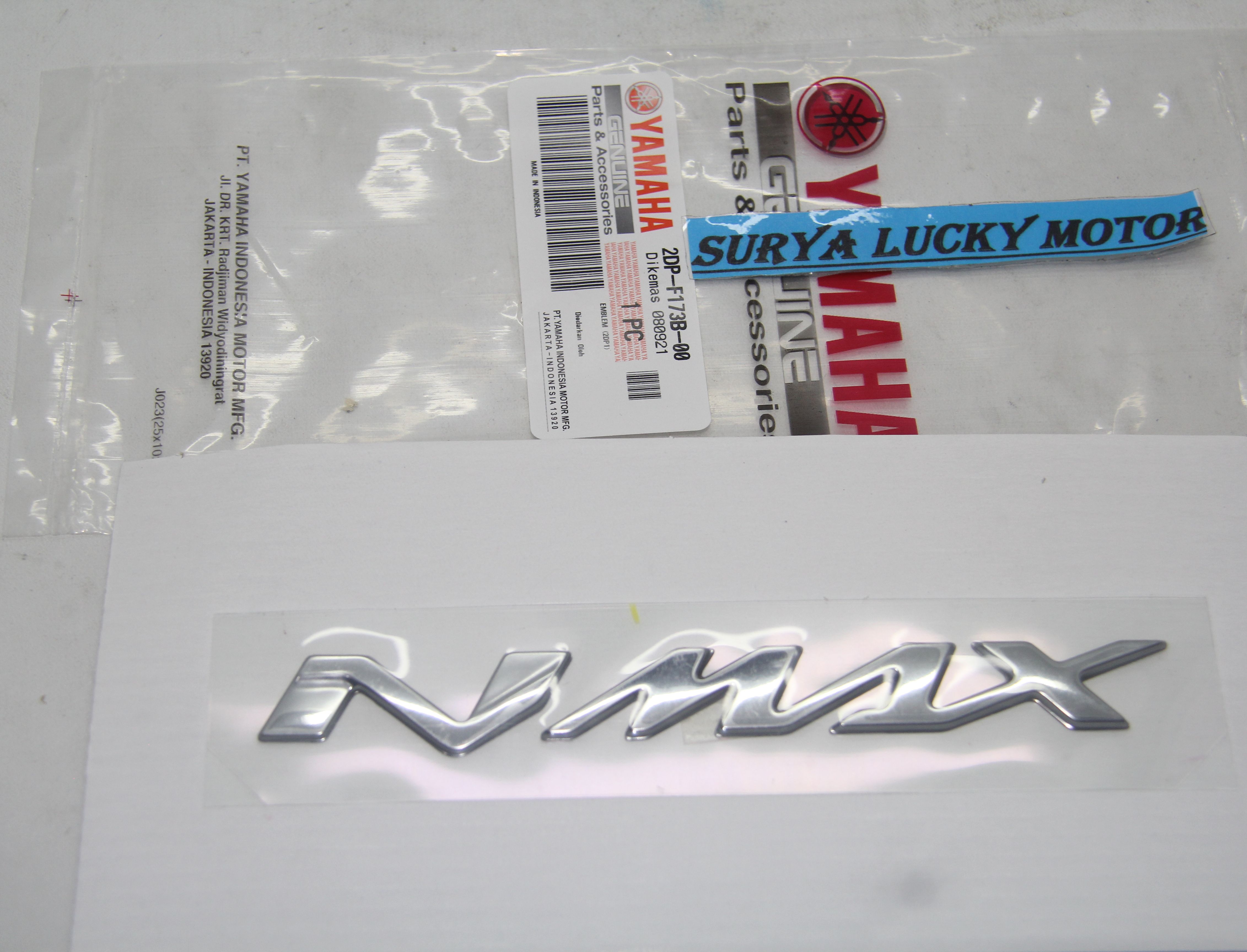 Emblem Logo Stiker Nmax N-max silver motor Nmax 2DP-F173B-00 original ...
