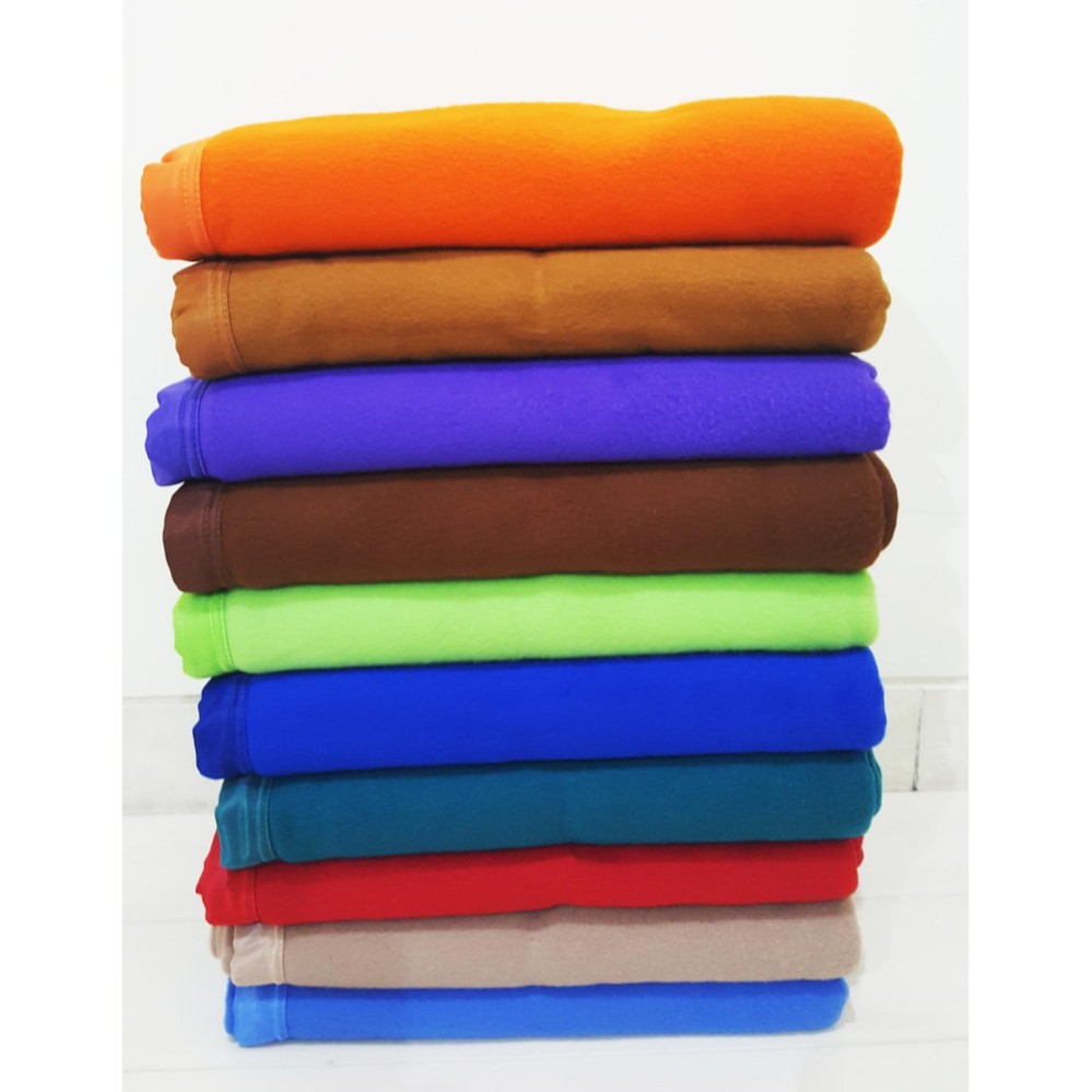 Selimut Polos merk LASUMEN untuk Hotel / Klinik / Kos Uk 160x200 ...