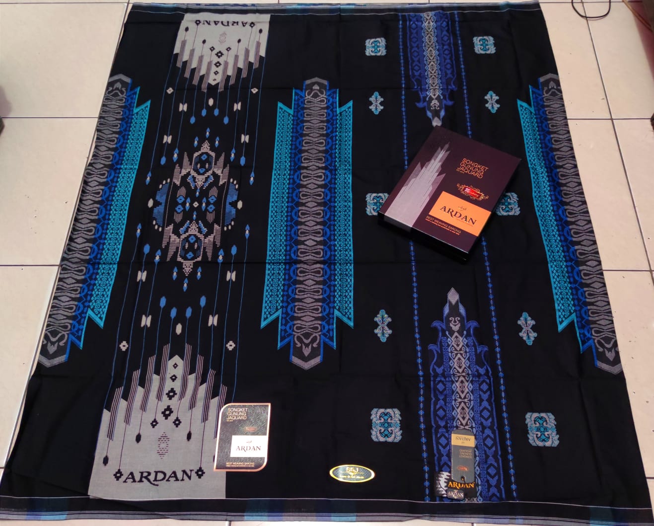 SARUNG ARDAN SGJ GOLD | Lazada Indonesia