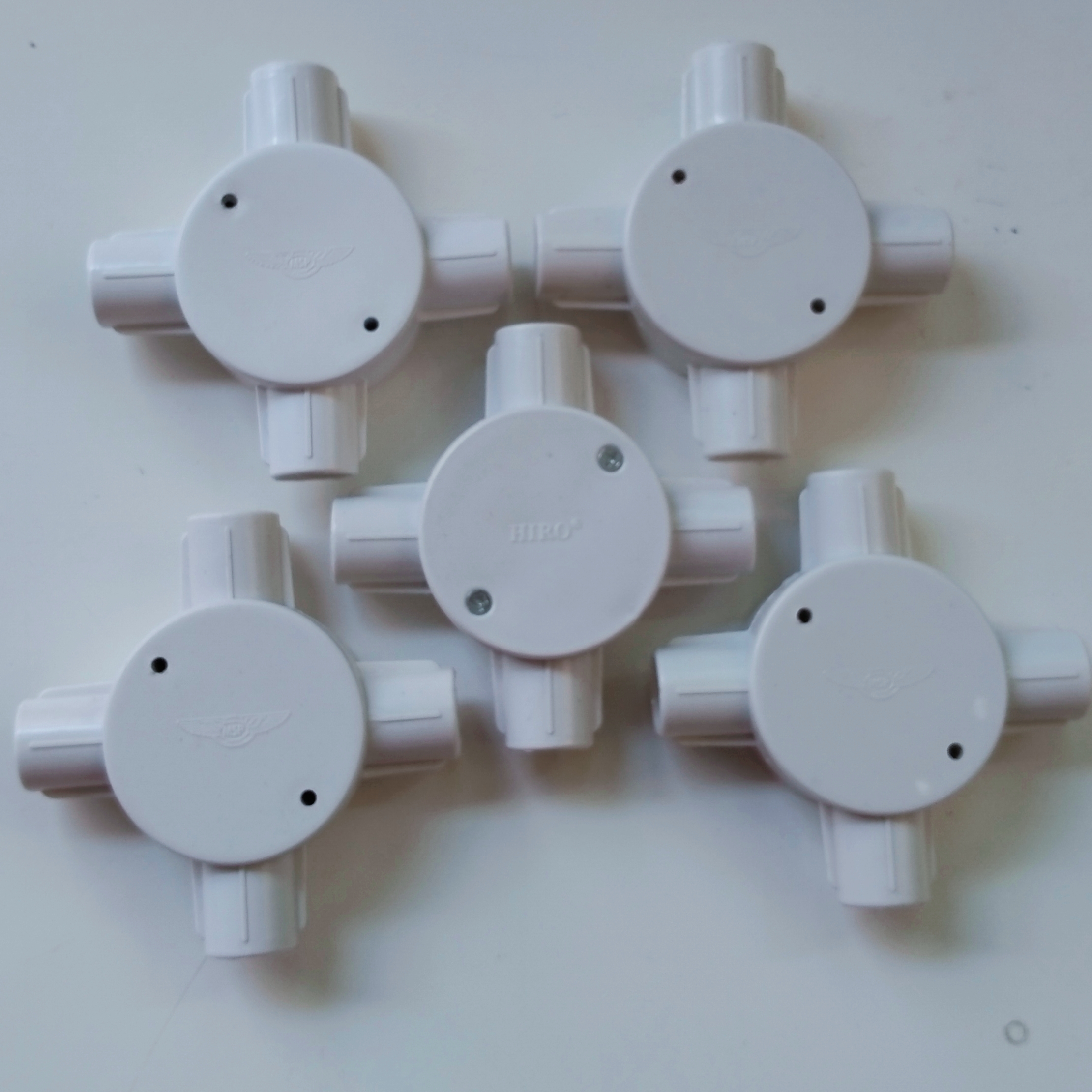 ( 5 Pcs ) CROOS DOOS/ T DUS 4 CABANG 20 mm / TERMINAL SAMBUNGAN KABEL ...