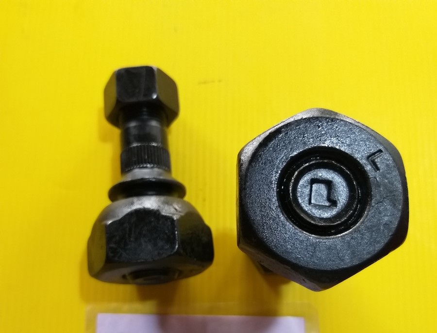 (1pc) Baut roda Canter PS110, PS125, PS136 roda depan ban dobel kiri ...