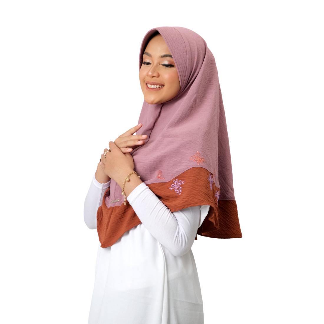 Razwa Caroline - Hijab instant terbaru 2022 kekinian menutupi dada ...