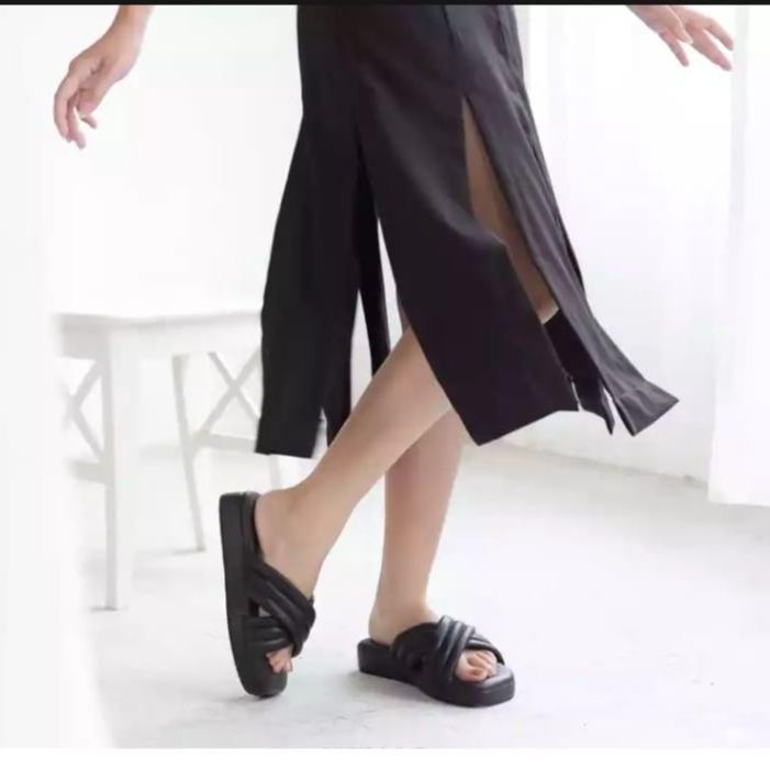 Sandal Tepelek Wanita Ringan Nyaman Model Flip Flop Model Kali X Ujung ...