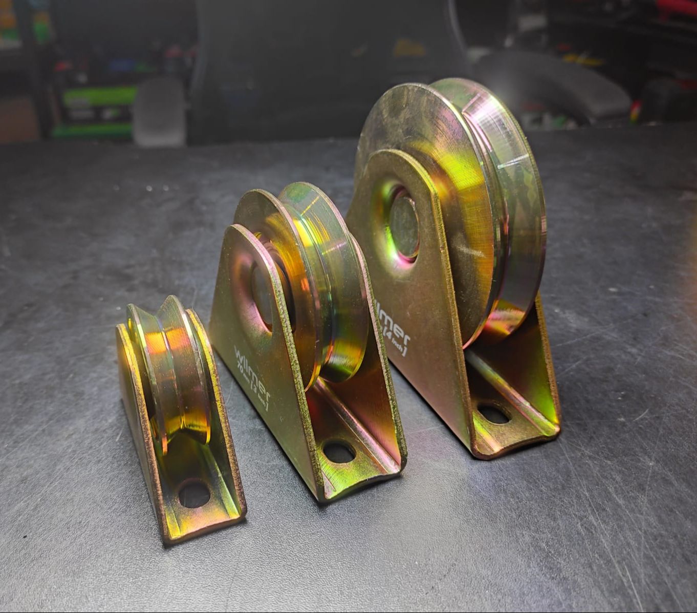 Roda Pintu Pagar Besi Roda Pagar Model U & V Roda Besi Pagar Roda Rel ...