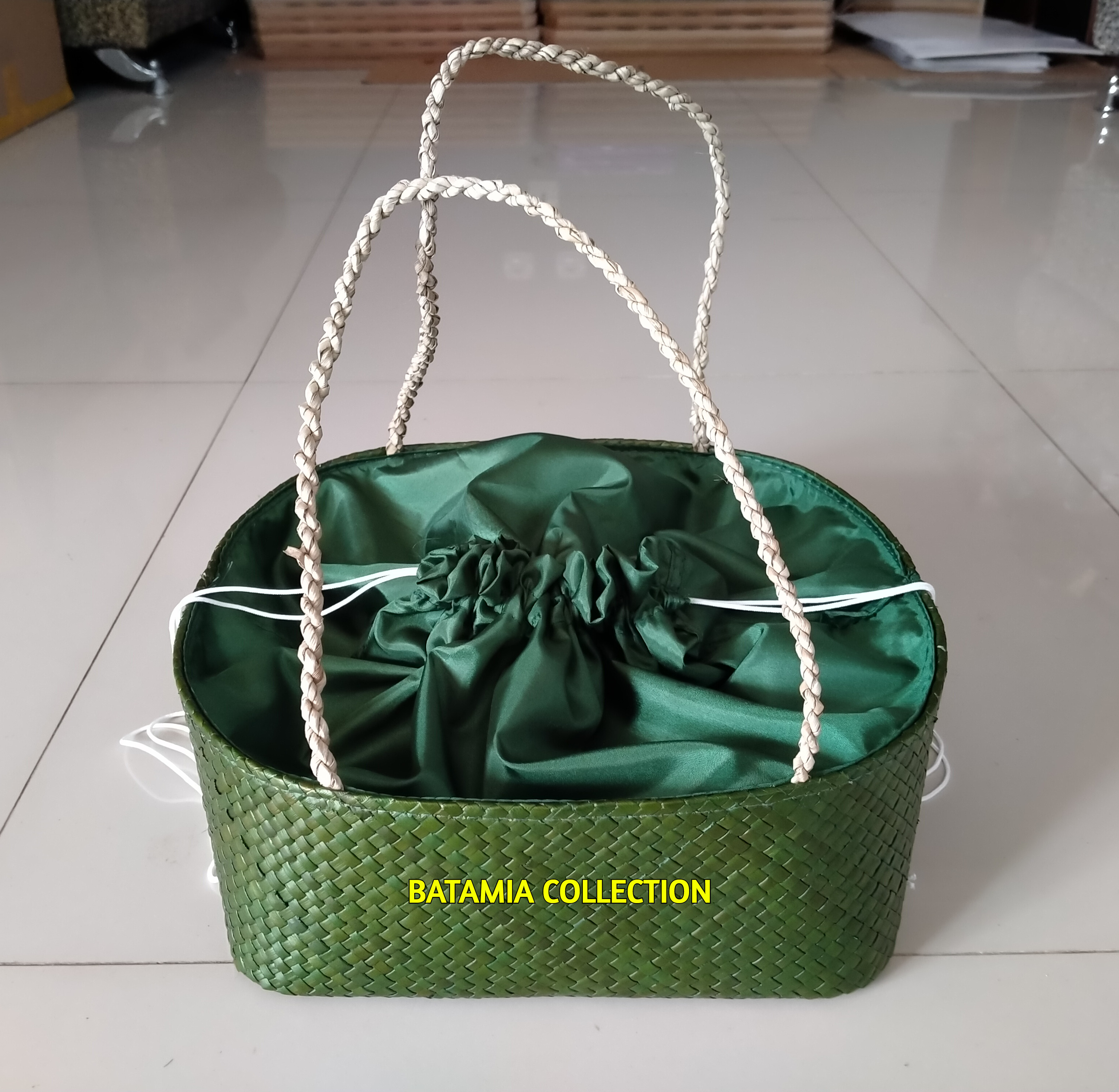 Tas Parcel Anyaman Pandan Model Kotak Keranjang Hantaran Anyaman Pandan ...