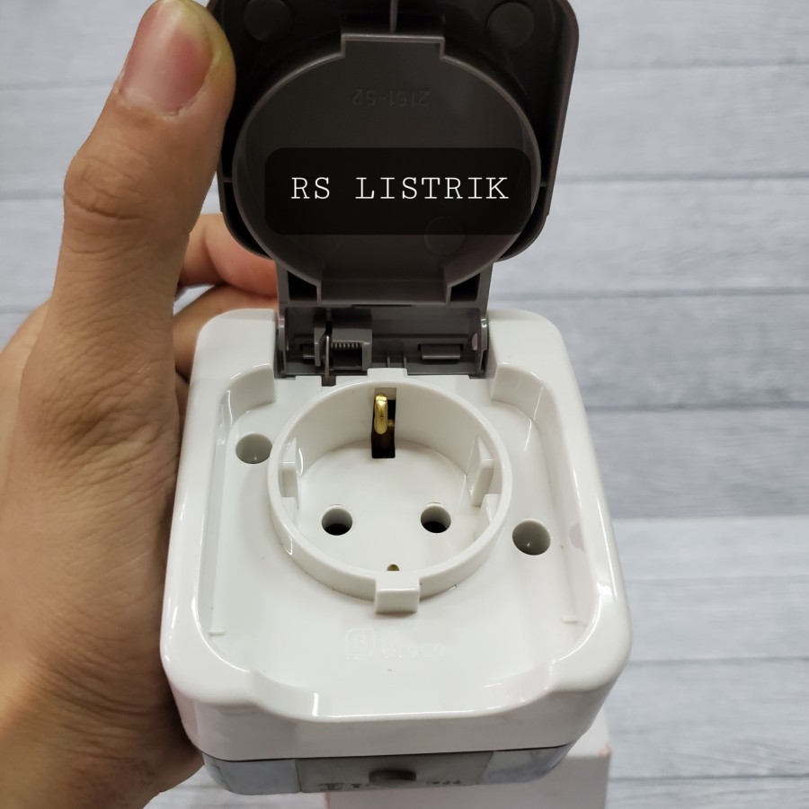 Broco Stop Kontak Weatherproof 2151 Atlantic Waterproof Socket | Lazada ...