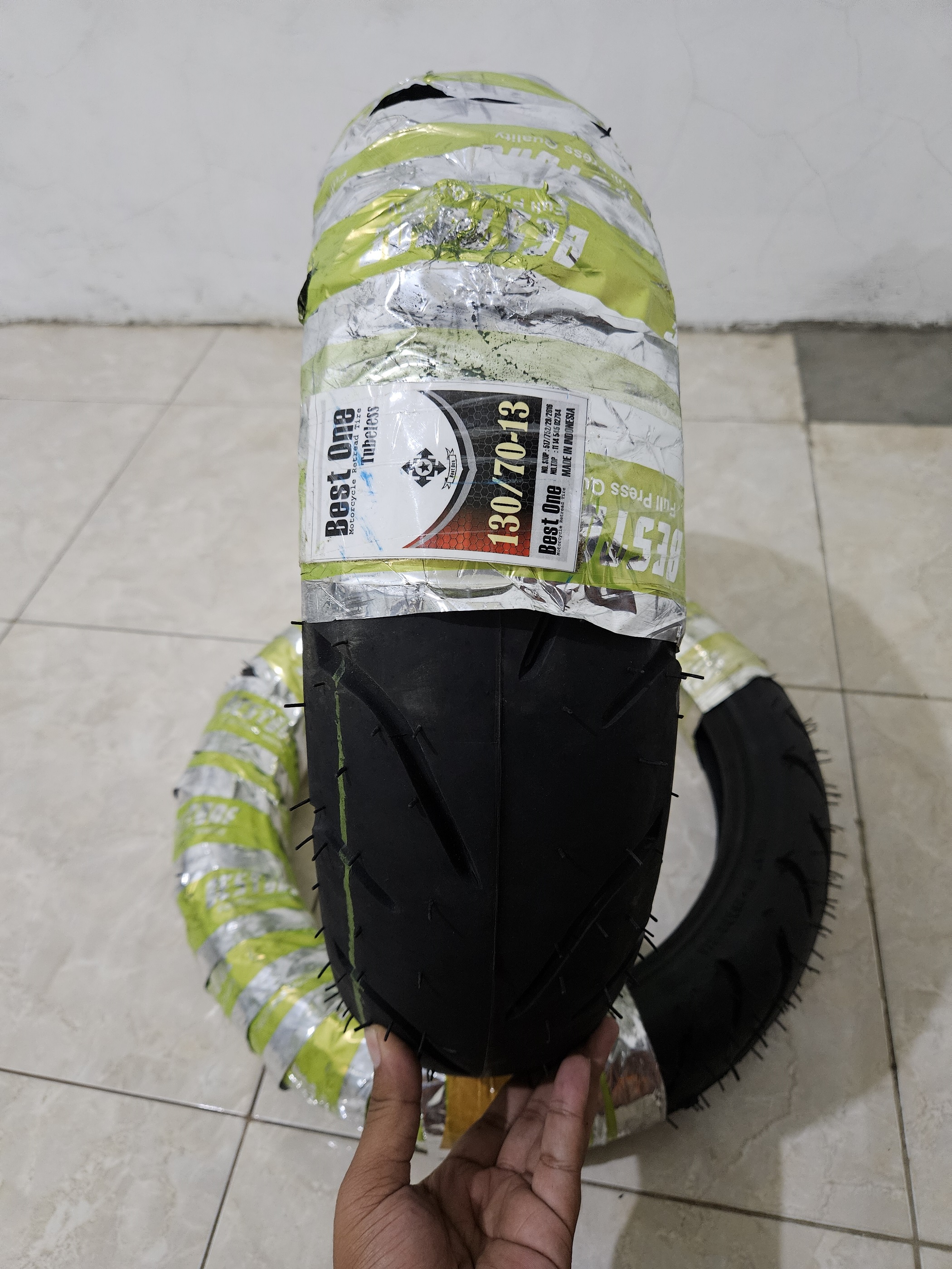 BAN NMAX TUBLESS sepasang depan belakang ukuran 110/70-13 dan 130/70-13 ...