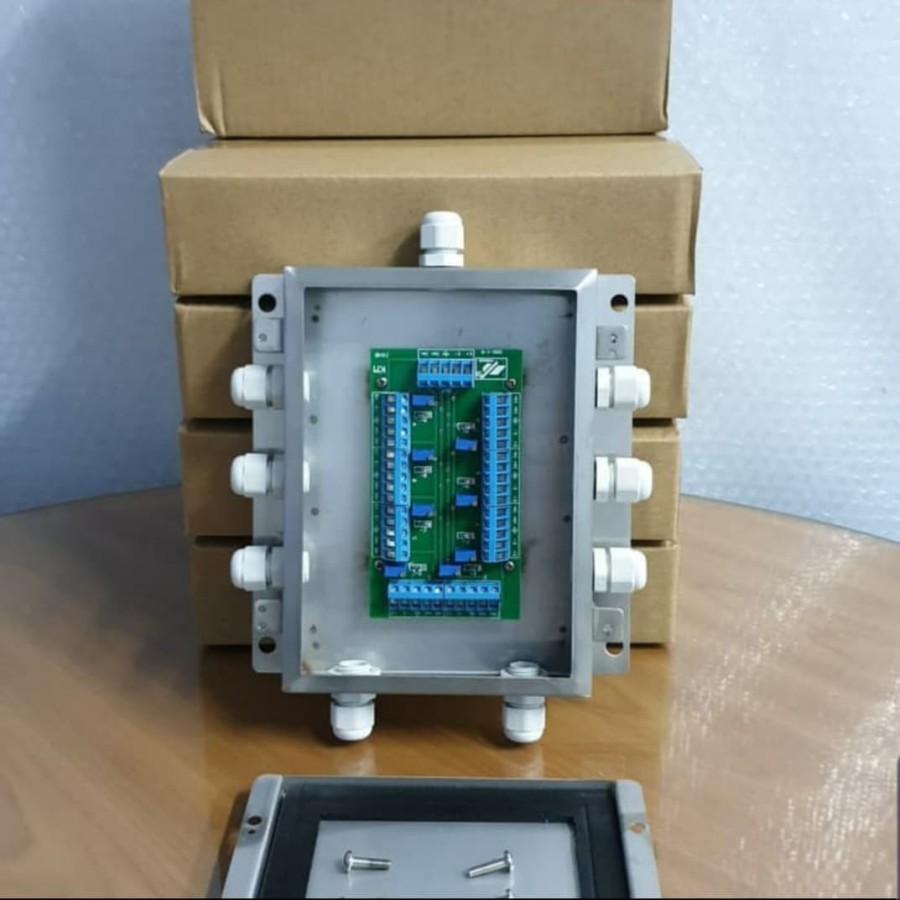junction box 8 holes/ 8 load cell Stenliss stee Untuk jembatan timbang ...