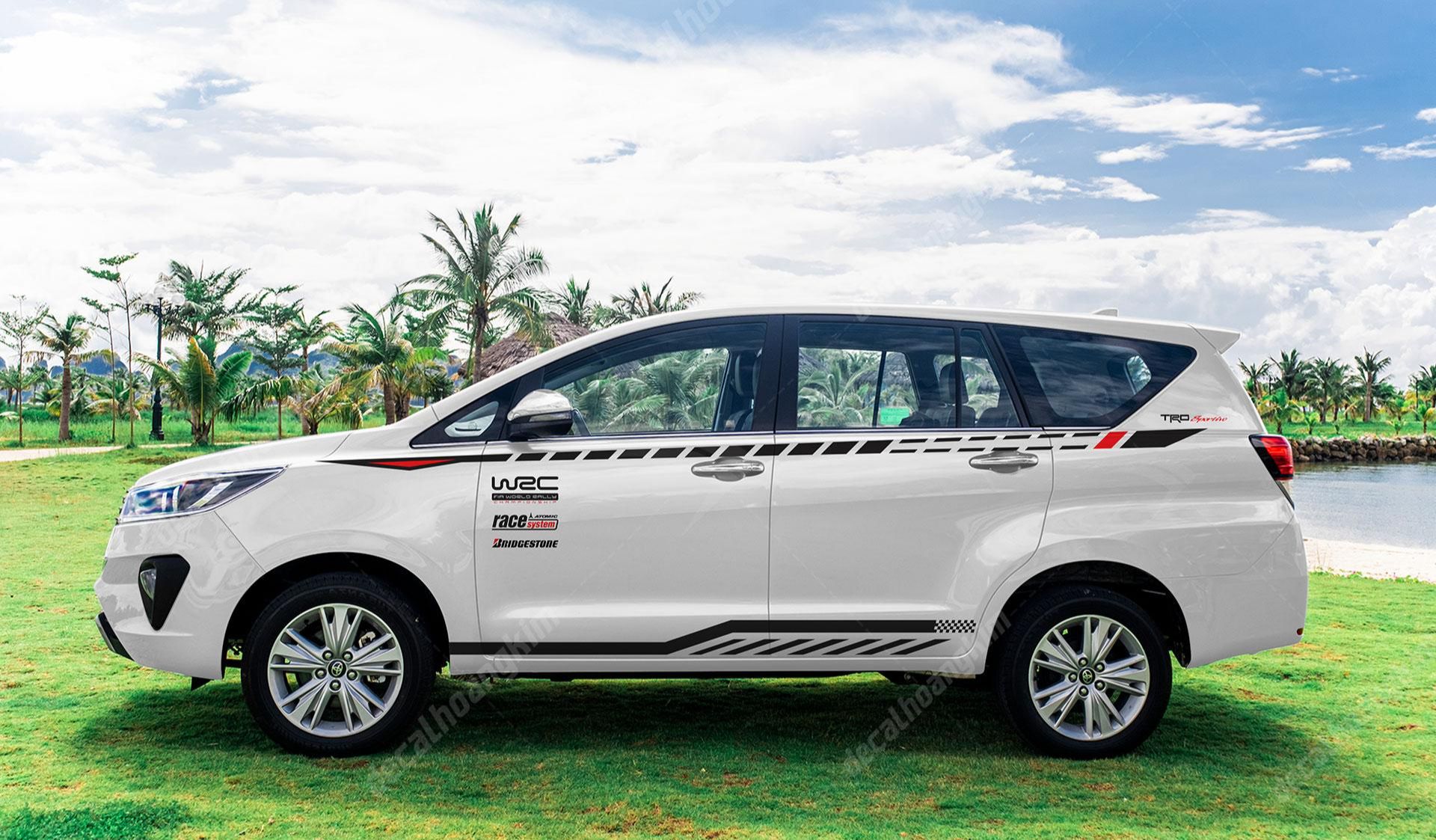 Stiker mobil toyota kijang innova sticker mobil innova cutting stiker ...