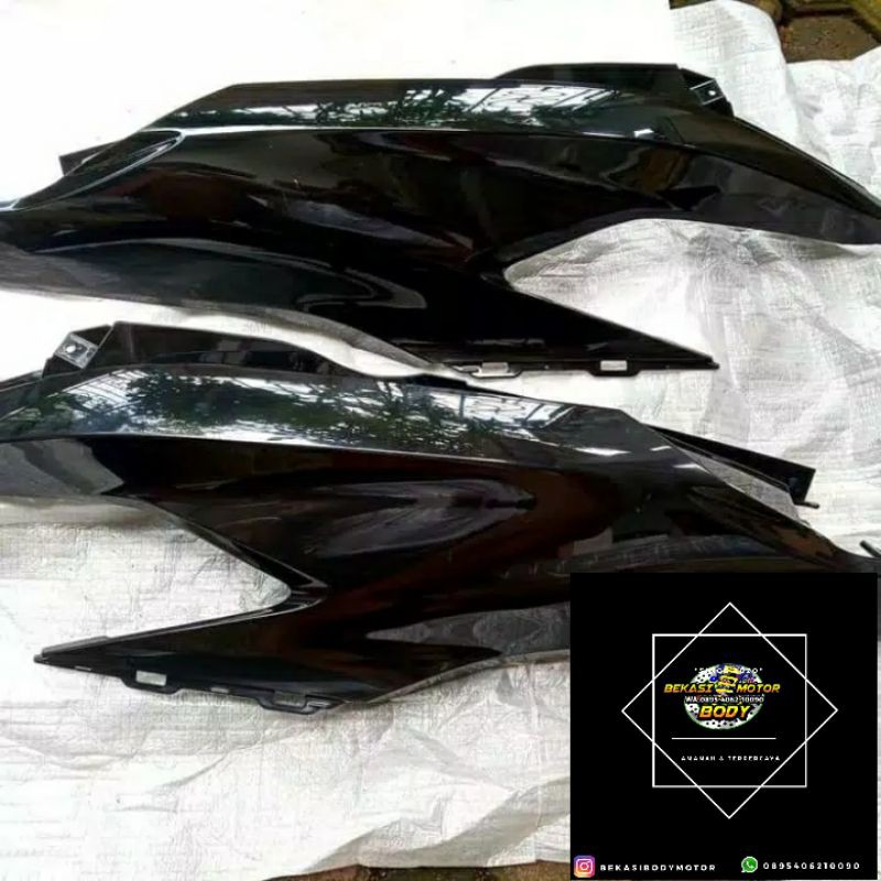 COVER BODY BELAKANG VARIO NEW HITAM GLOSSY HITAM MENGKILAP 125 150 KAP ...