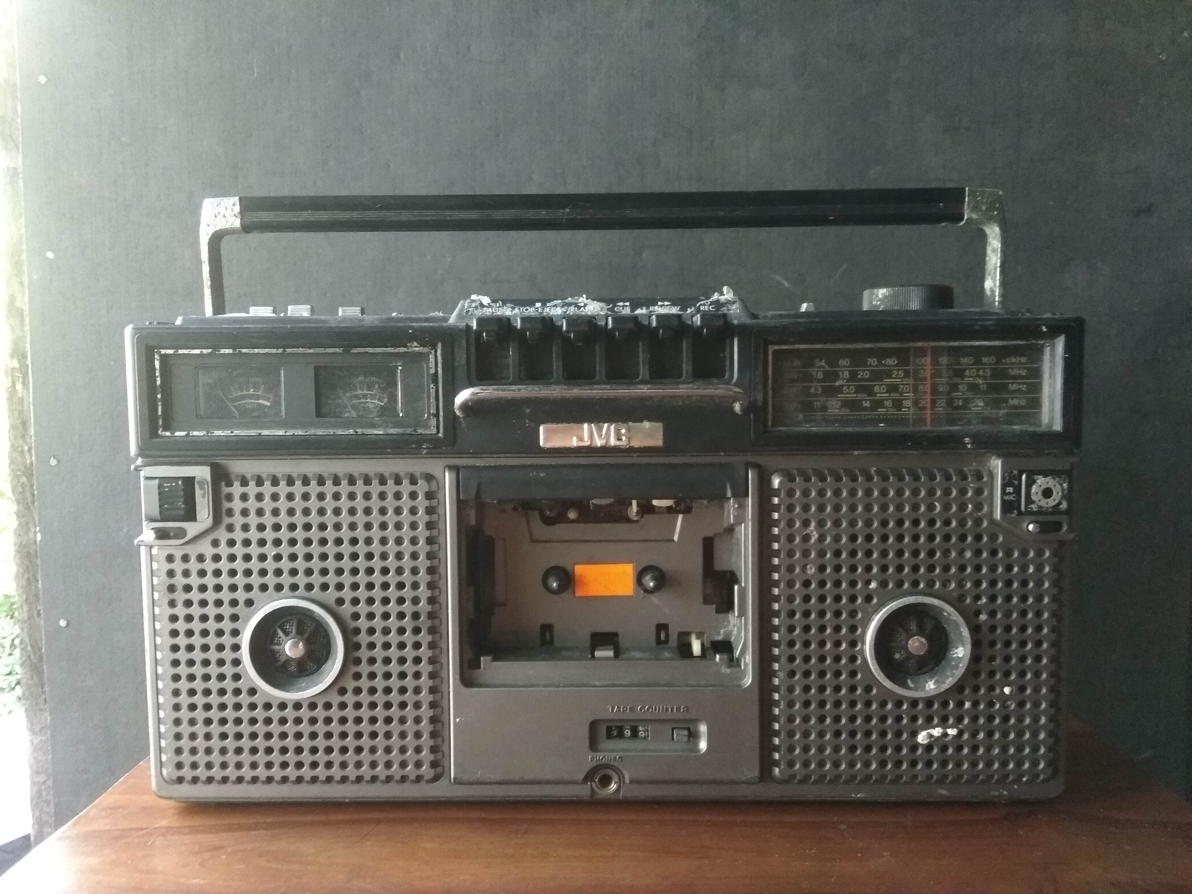 RADIO TAPE JVC JADUL Kondisi OFF belum di servis Radio Tape jadul Antik ...