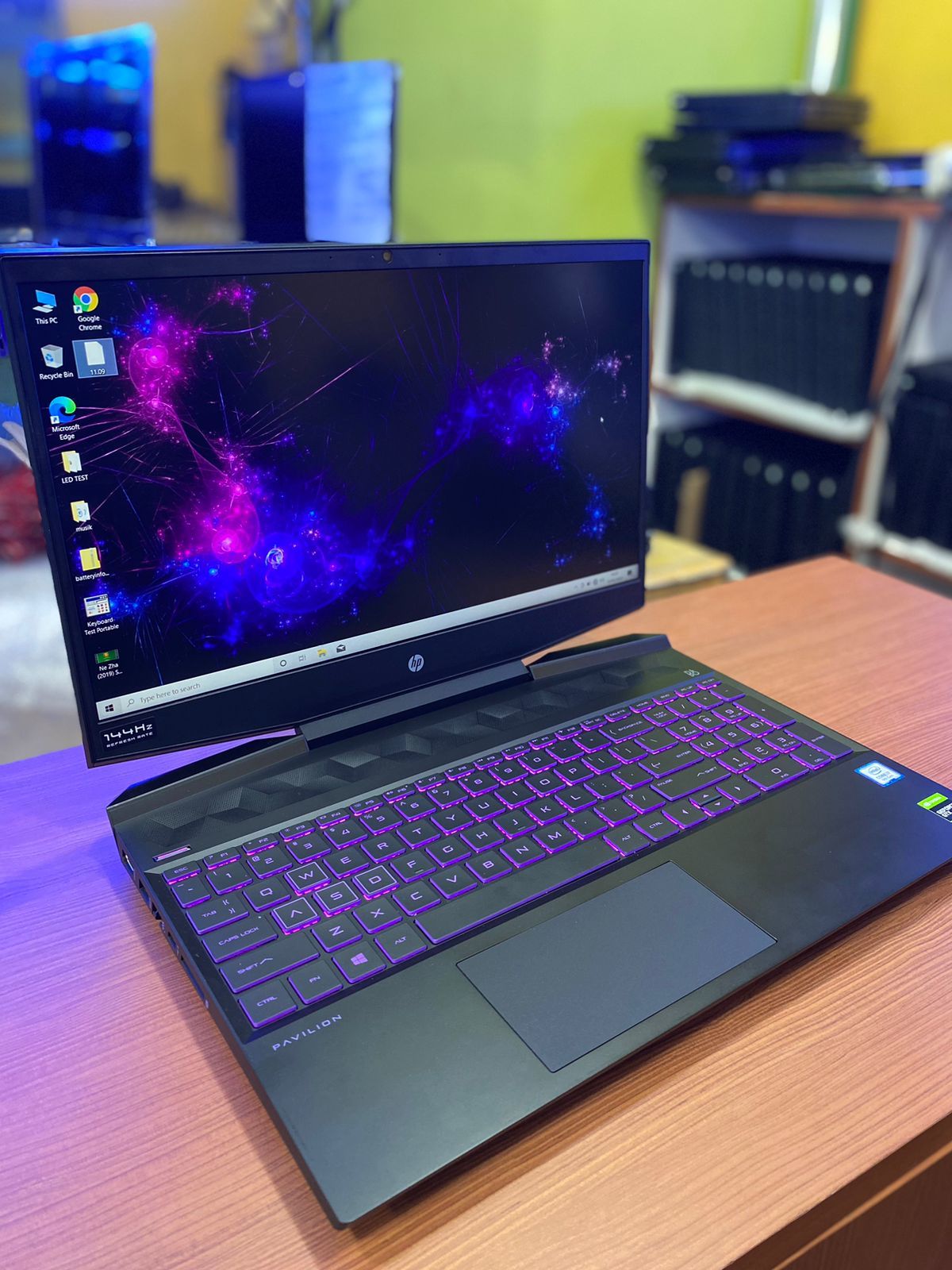MONSTER GAMING HP PAVILION I7 9TH SSD 256GB RAM 8GB | Lazada Indonesia