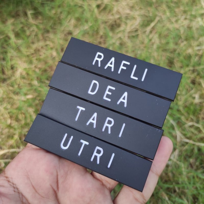 Name Tag Nama Dada Papan Gravier Grafir Gravir Ukir Nama Name Tag Full ...