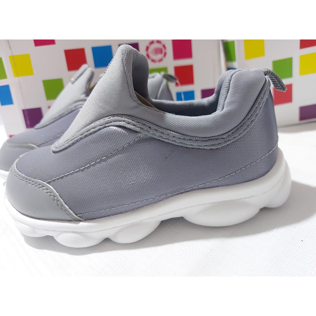 24/25/26-FLADEO/SEPATU ANAK SEKOLAH/SEPATU SLIP ANAK/HITAM/ABU | Lazada ...