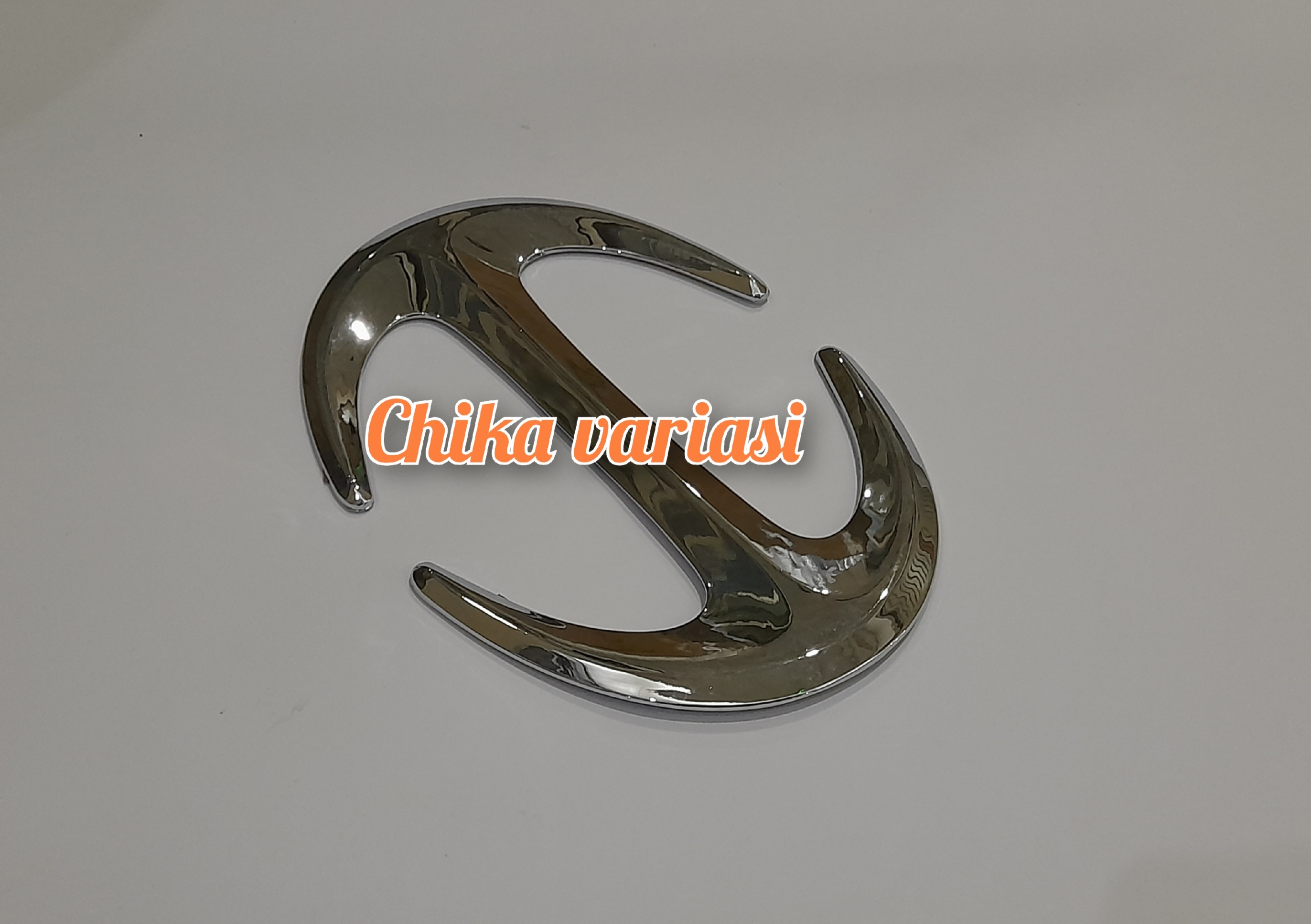 embleme embleme logo mobil hino dutro warna chrome model tempel emblem ...