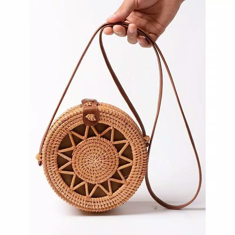 TAS ROTAN ULIR BINTANG-TAS ROTAN ULET COKELAT TAS BULAT BALI | Lazada ...