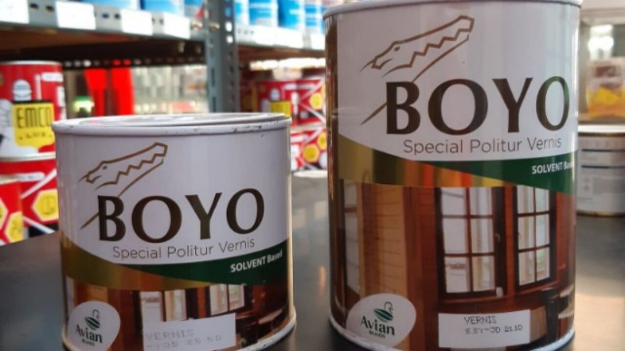 Cat Kayu Plitur Politur Pelitur Kayu Boyo Solvent Based 1 Liter dan 1/2 ...