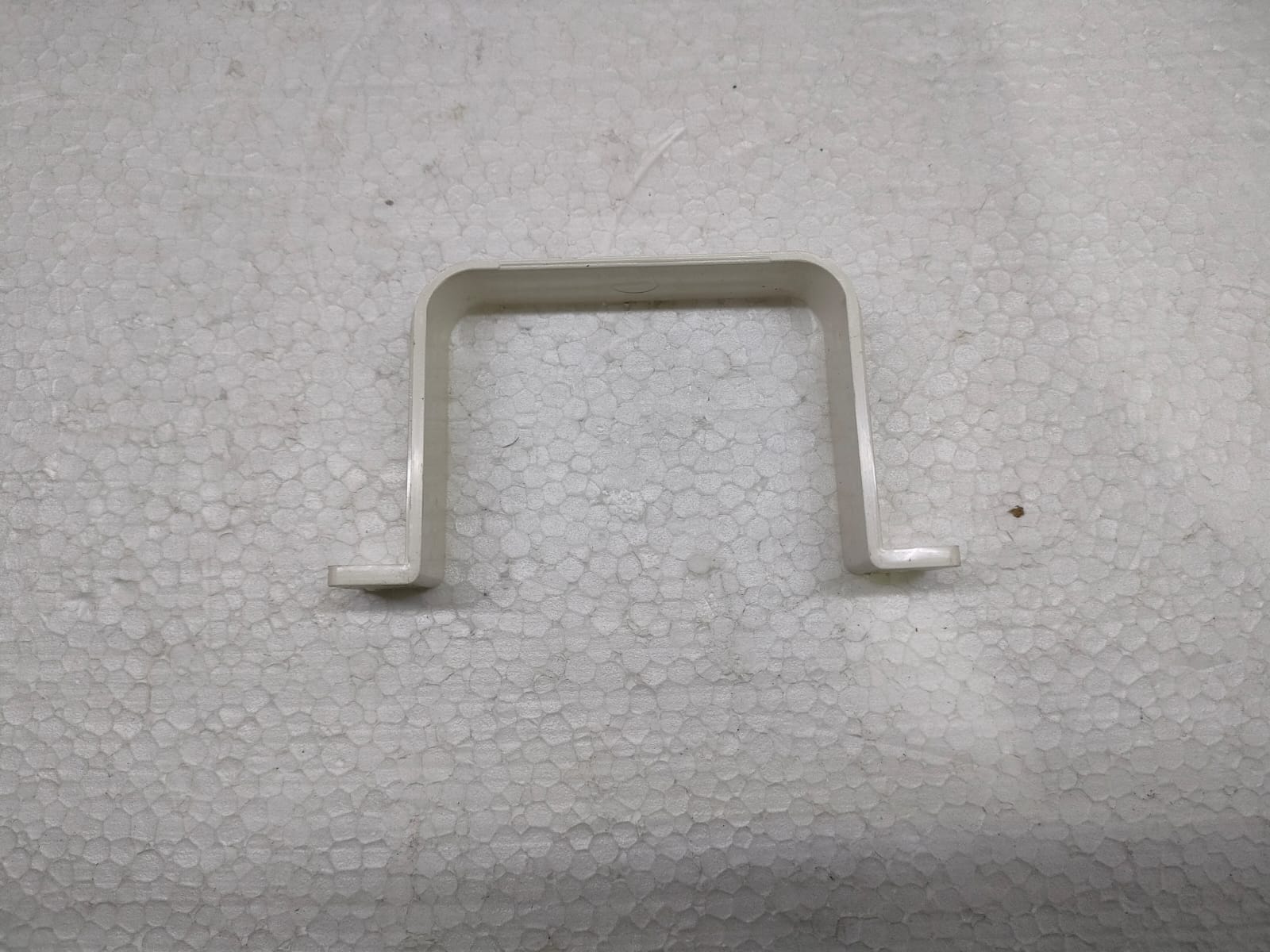 Klem clamp holder bracket pegangan pengait pipa kotak untuk talang ...